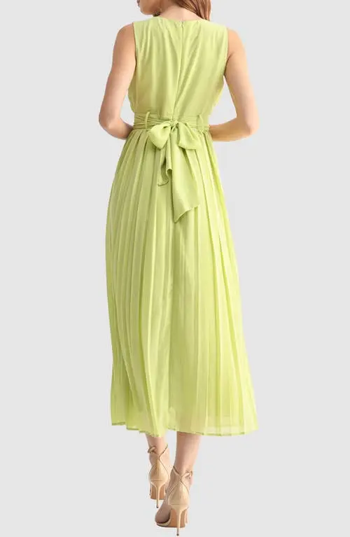 QUINCY MAE Pleated Belted Maxi Dress