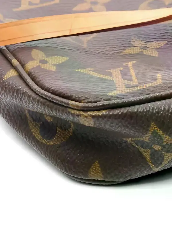 LOUIS VUITTON Monogram-pattern Clutch Bag