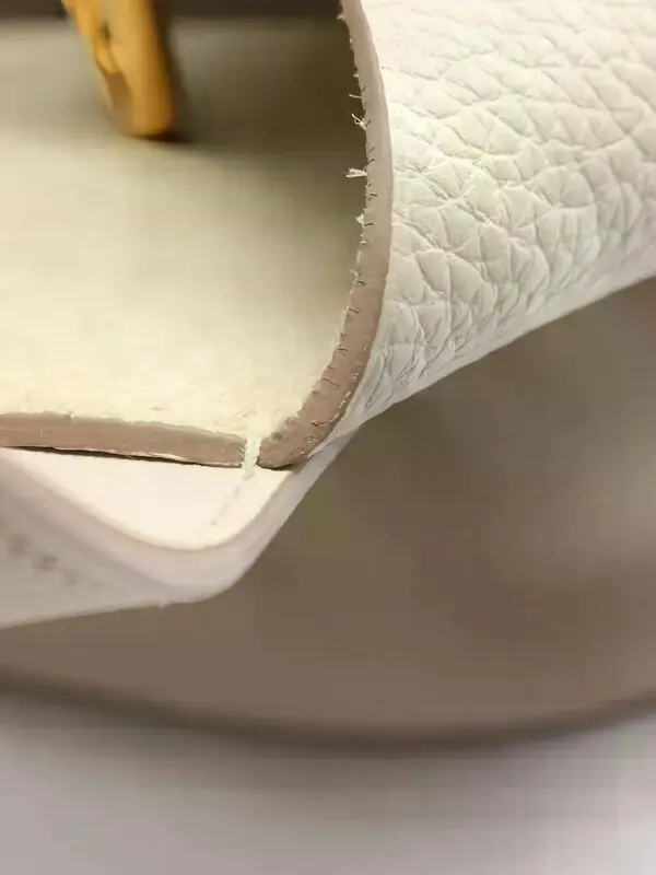Hermès 2022 In The Loop 23 Tote - Neutrals