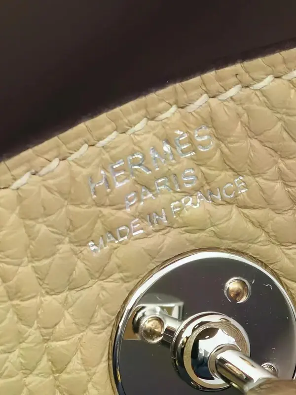 Hermès Mini Lindy Tote Bag