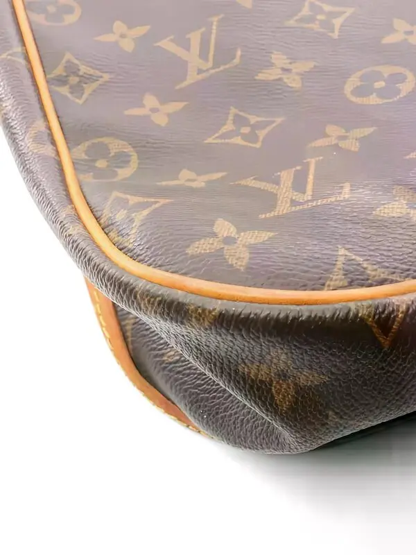 LOUIS VUITTON 2006 Gm Bosphore Monogram Messenger Bag
