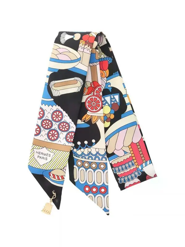 Hermès 2010s La Pâtisserie Française Printed Scarf - Black