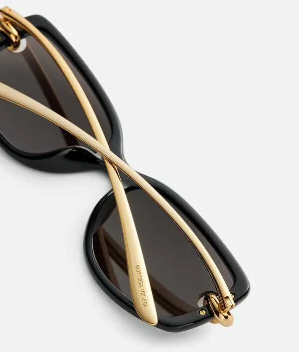 Bottega Veneta Knot Rectangular Sunglasses - Black/grey