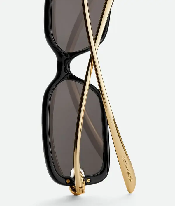 Bottega Veneta Knot Rectangular Sunglasses - Black/grey