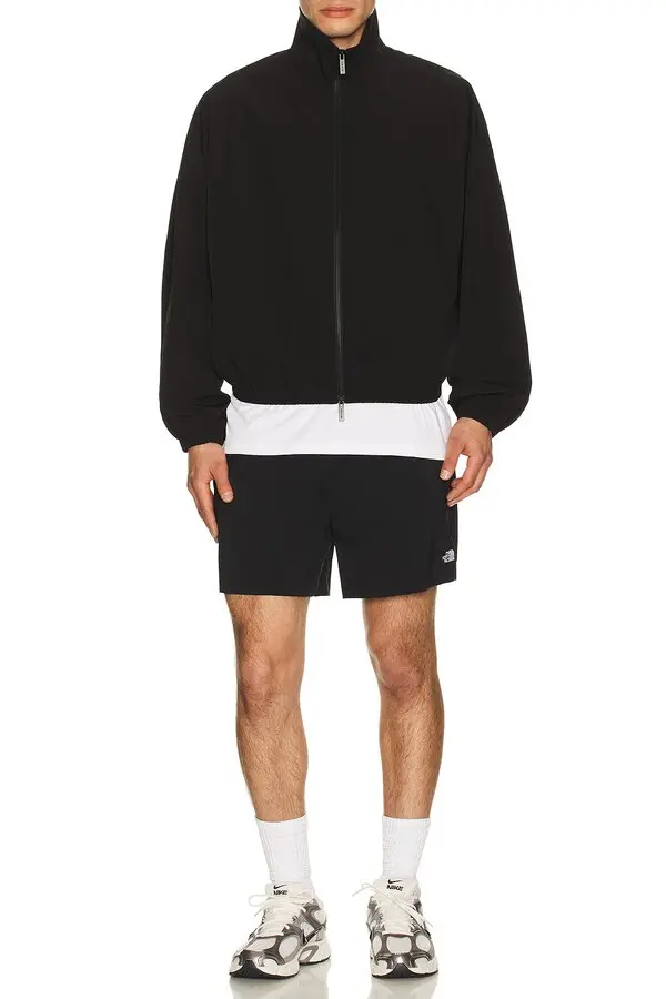 The North Face Class V Pathfinder Pull On Short 5 In Black