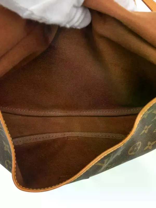 LOUIS VUITTON 1993 Monogram Saumur 30 Crossbody Bag - Brown