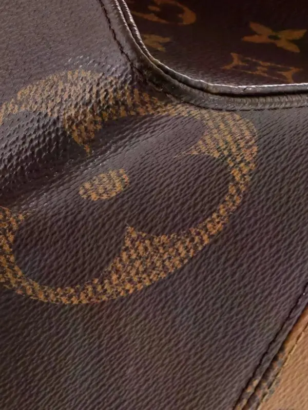 LOUIS VUITTON Onthego Reverse Monogram Giant Mm Tote Bag - Brown