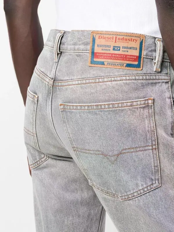 DIESEL® 1995 Straight-leg Jeans - Grey