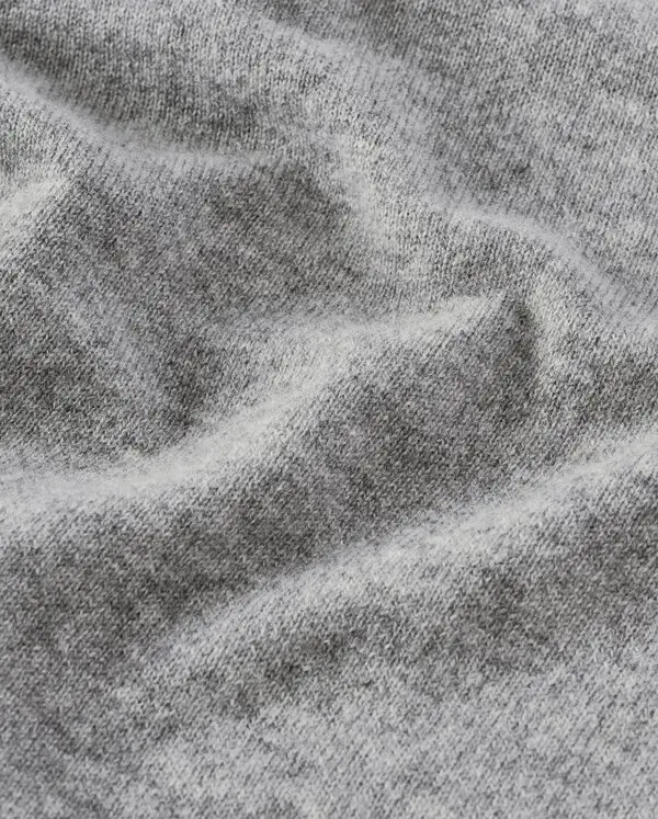 Johnstons Of Elgin Classic Cashmere Crew Jumper - Grey