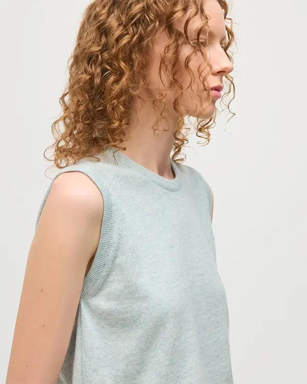 Johnstons Of Elgin Iris Light Classic Cashmere Tank - Green
