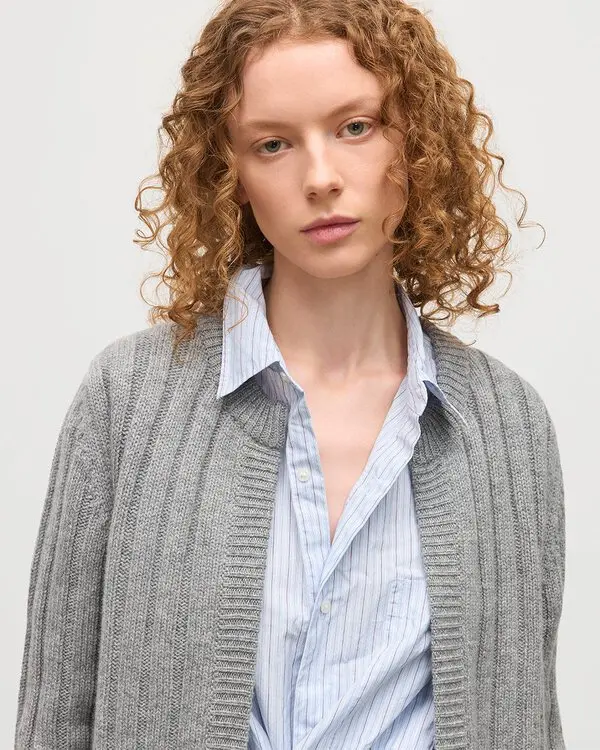 Johnstons Of Elgin Lecht Cashmere Crew Cardigan - Grey