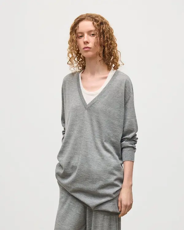 Johnstons Of Elgin Elise Long Superfine Cashmere Jumper - Grey