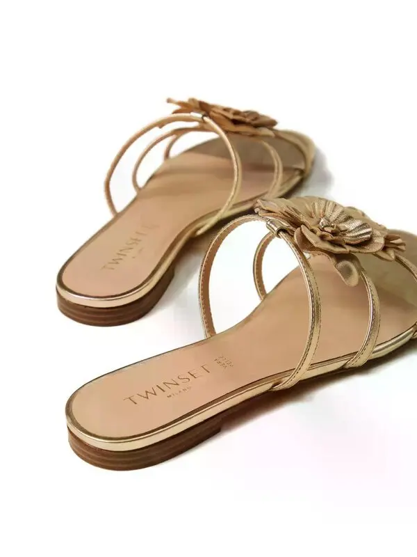 TWINSET Flat Leather Sandals With Floral Embellishment - Gold