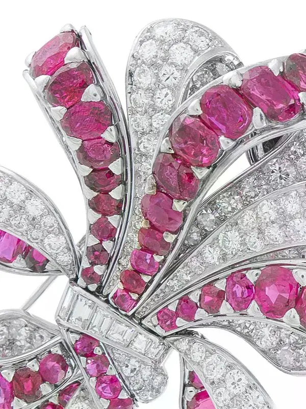 LB EXCLUSIVE Diamond And Ruby Brooch