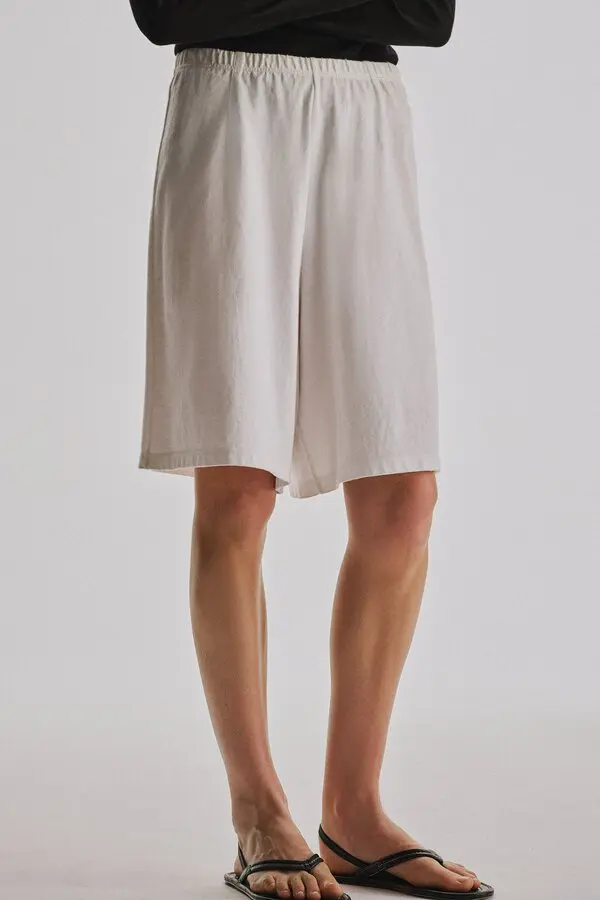 THE ROW Larissa Relaxed Fit Shorts