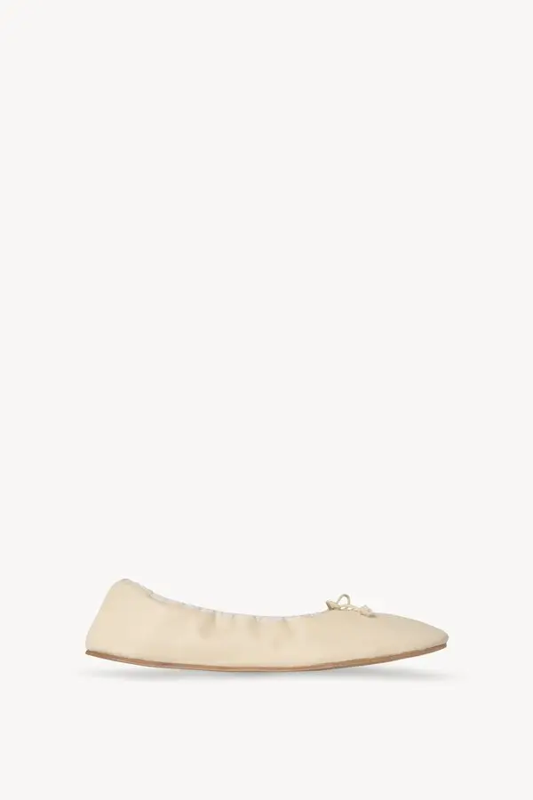 THE ROW Round Ballet Flat - Sage Tint