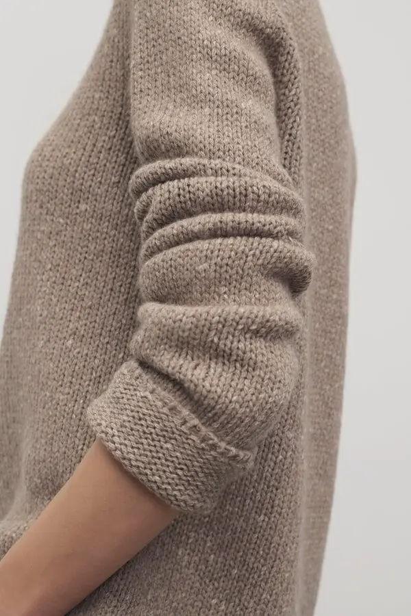 THE ROW Nitha Cashmere Sweater - Dune