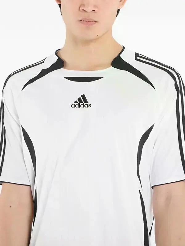 Adidas Teamgeist Short-sleeve T-shirt