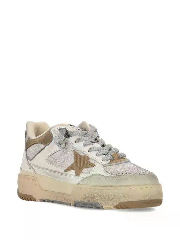 GOLDEN GOOSE Star Appliqué Leather Sneakers