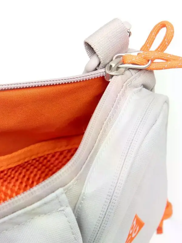 Nike Daymax Crossbody Bag