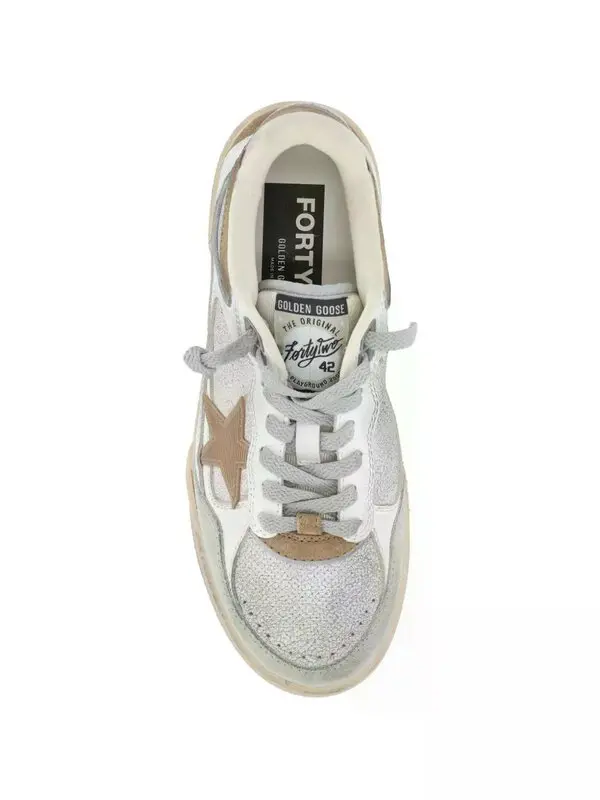GOLDEN GOOSE Star Appliqué Leather Sneakers - Neutrals