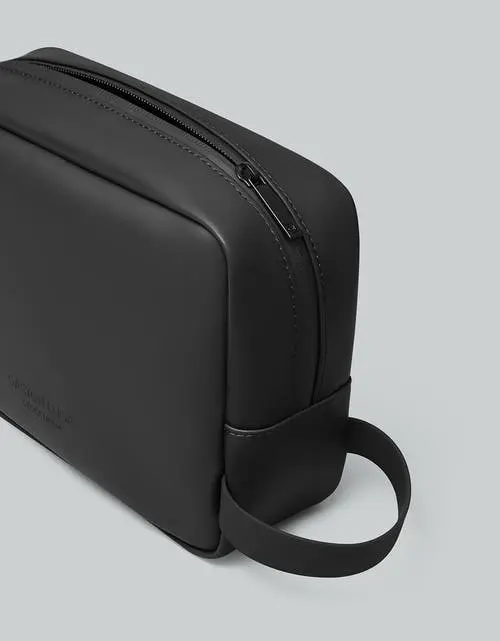GASTON LUGA Spläsh Toiletry Bag - Black