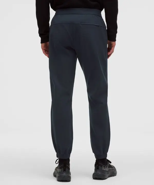 Lululemon Sojourn Jogger - True Navy