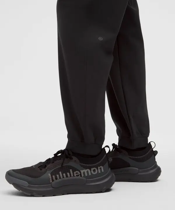 Lululemon Sojourn Jogger - Black