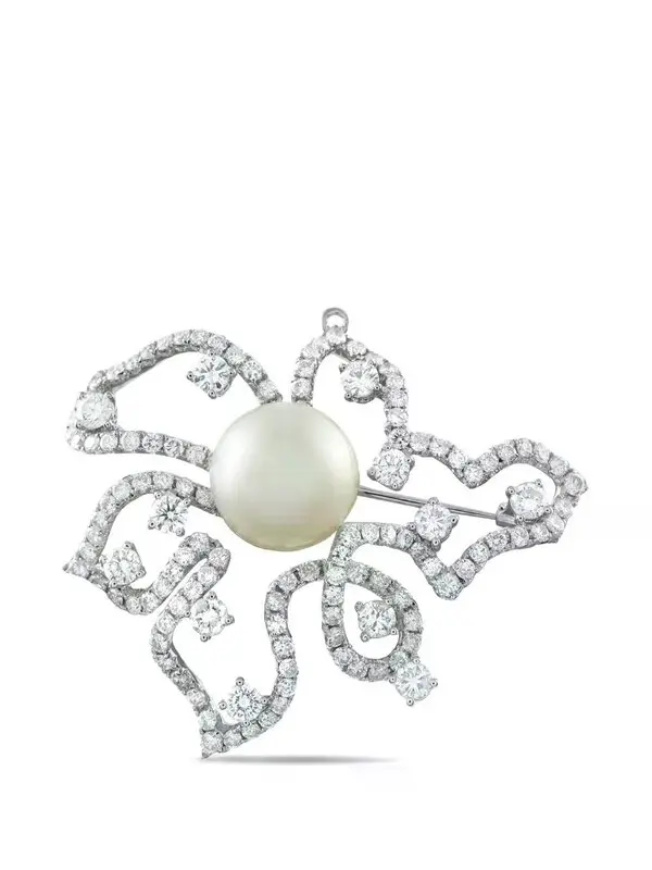 LB EXCLUSIVE Diamond And Pearl Brooch - Silver