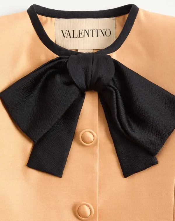 Valentino Garavani Shantung Caban Coat With Satin Edges - Melon/black
