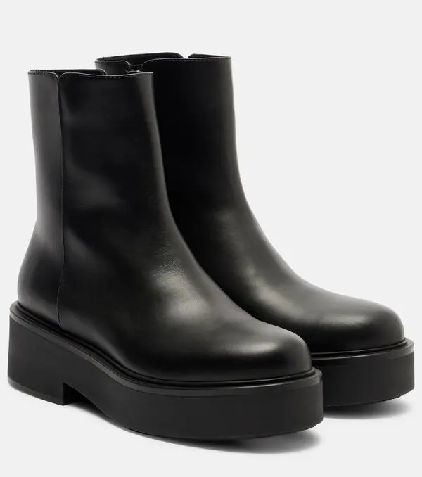 GIANVITO ROSSI Hiro Leather Platform Ankle Boots - Black
