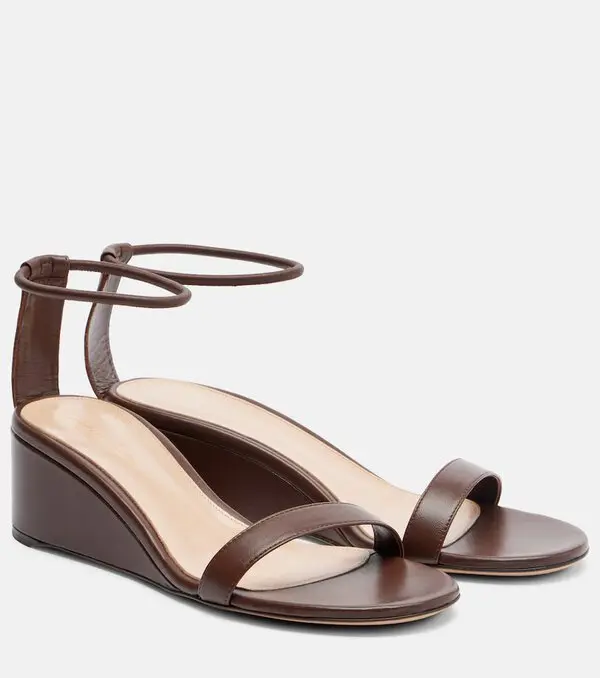 GIANVITO ROSSI Leather Wedge Sandals - Brown