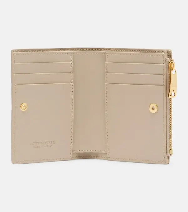 Bottega Veneta Intrecciato Small Leather Wallet - Beige