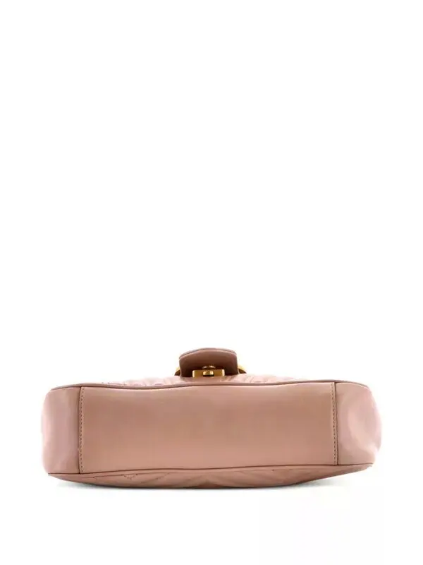 Gucci Gg Marmont Flap Bag Matelasse Leather Medium