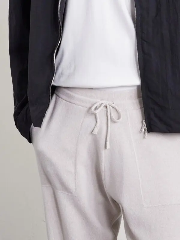 Eleventy Tapered Cashmere Sweatpants