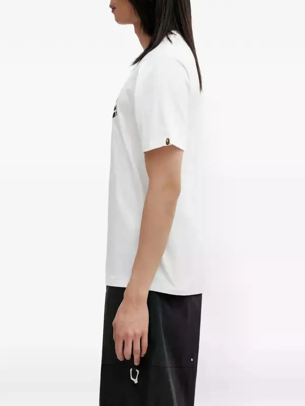 A BATHING APE Logo Print T-shirt - White