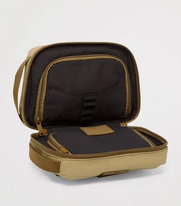 Tumi Alpha Bravo Response Washbag