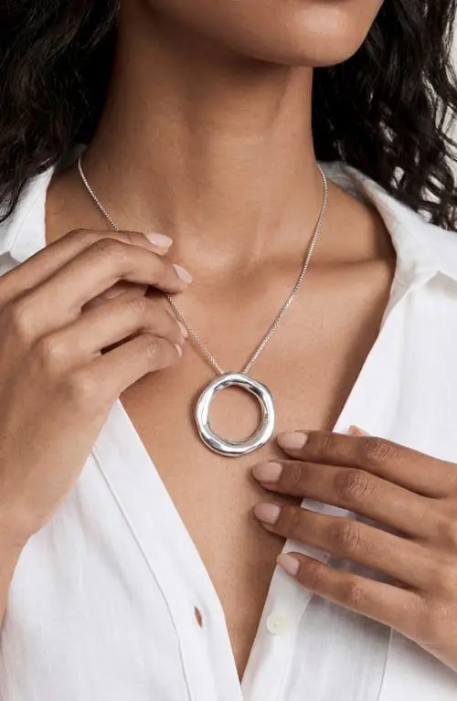 Ettika Open Circle Pendant Necklace - Silver