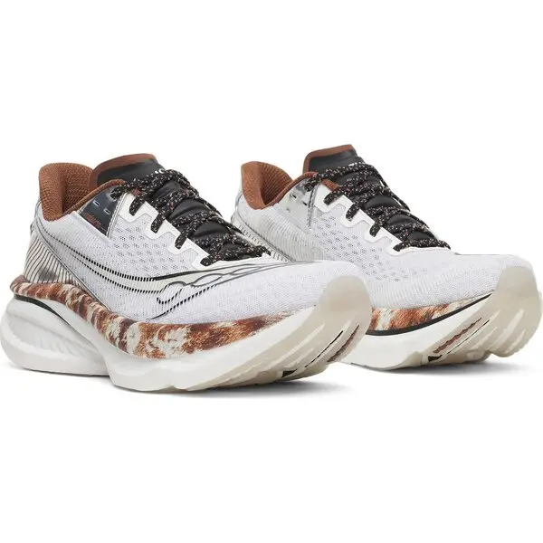 Saucony Endorphin Azura Running Shoe - White/chrome