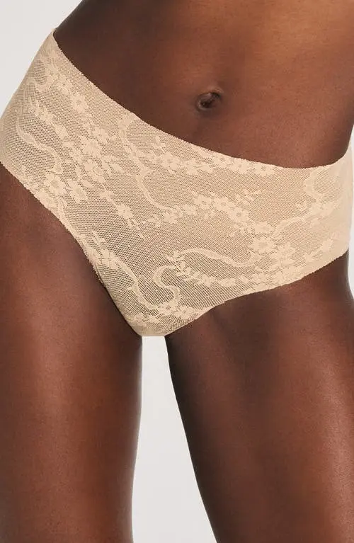SAVAGE X FENTY No-show Lace Hipster Briefs - Honey Nude