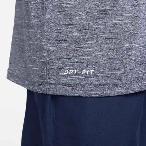 Nike Hydroguard Essential Top