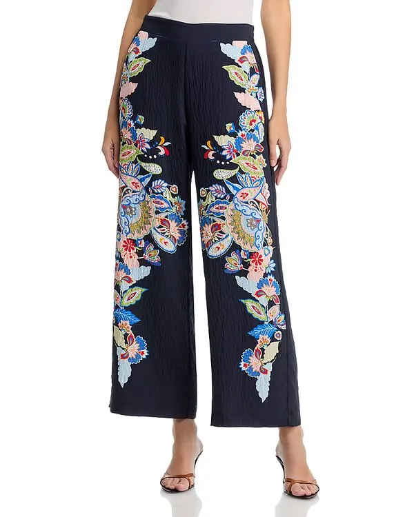 T Tahari Printed Pull On Pants