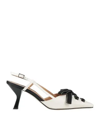 J.A.P. JOSE ANTONIO PEREIRA J. A.p. Jose Antonio Pereira Pumps Ivory Size Natural Raffia - White