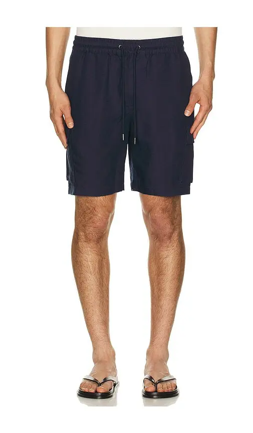 Onia Air Linen Pull-on Cargo Short In Navy - Deep Navy