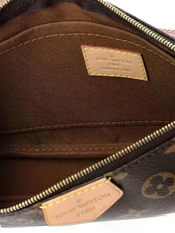 LOUIS VUITTON Multi Pochette Accessoires Monogram Canvas Crossbody Bag