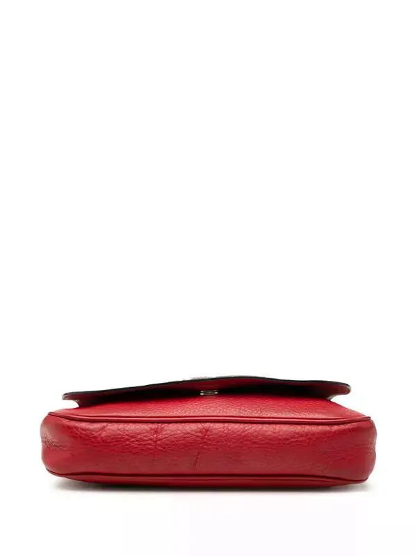 Gucci 2000-2015 Leather Soho Chain Flap Crossbody Bag - Red