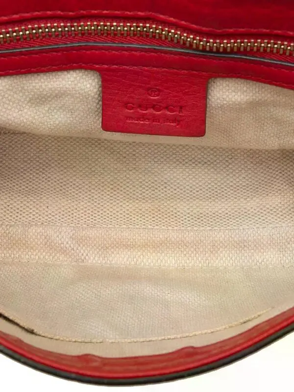 Gucci 2000-2015 Leather Soho Chain Flap Crossbody Bag - Red