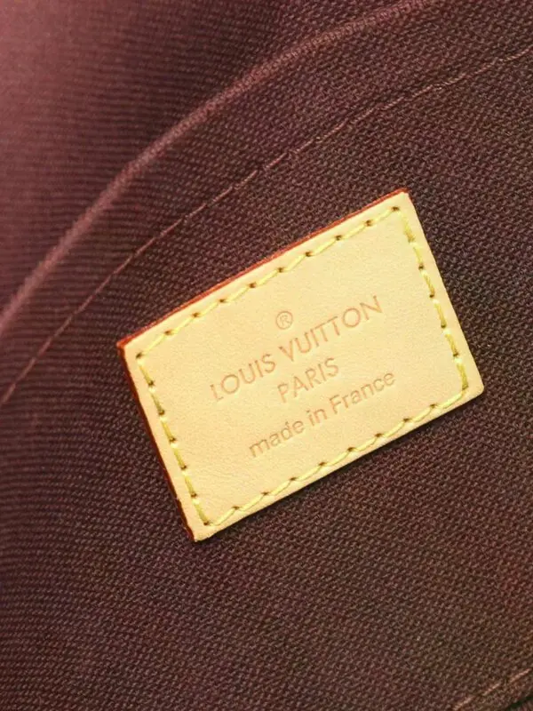 LOUIS VUITTON 2015 Monogram Favorite Mm - Brown
