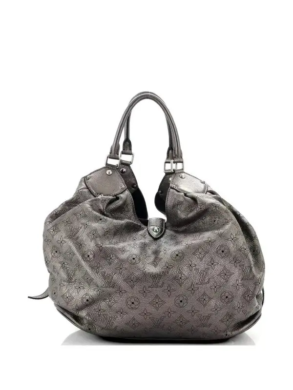 LOUIS VUITTON Xl Mahina Leather Hobo Bag - Metallic