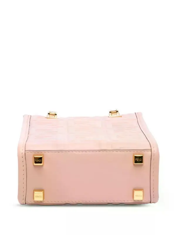 Fendi Zucca Embossed Leather Sunshine Shopper - Pink
